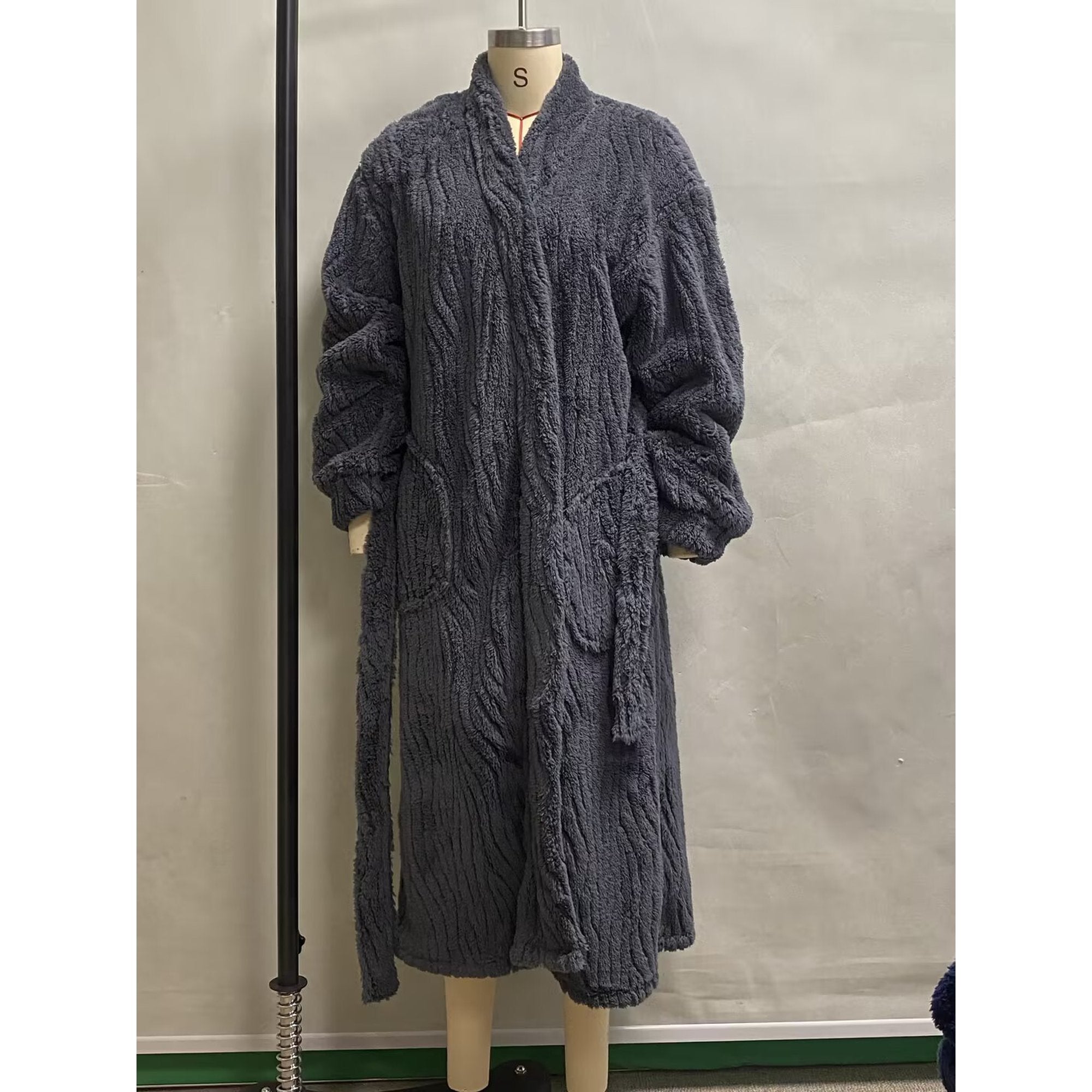 AMITOFO Long Robes for Women, Soft Fluffy Fleece Bath Robe with Front ...